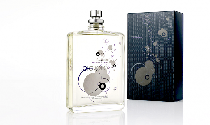 Molecule 01 parfum van Escentric Molecules - zo maak je hem zelf! ⋆ ...